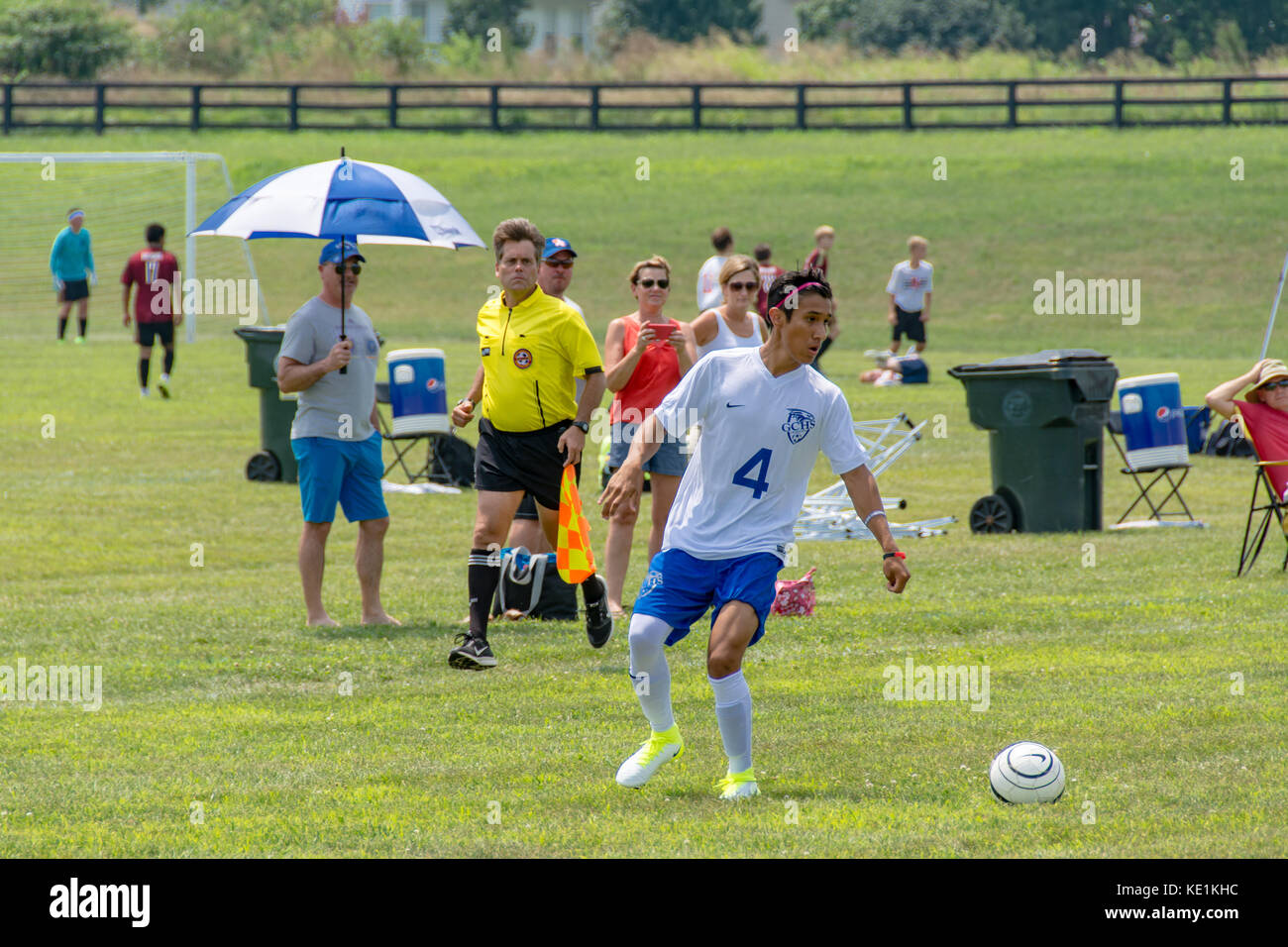 Teenage soccer action hi-res stock photography and images - Alamy