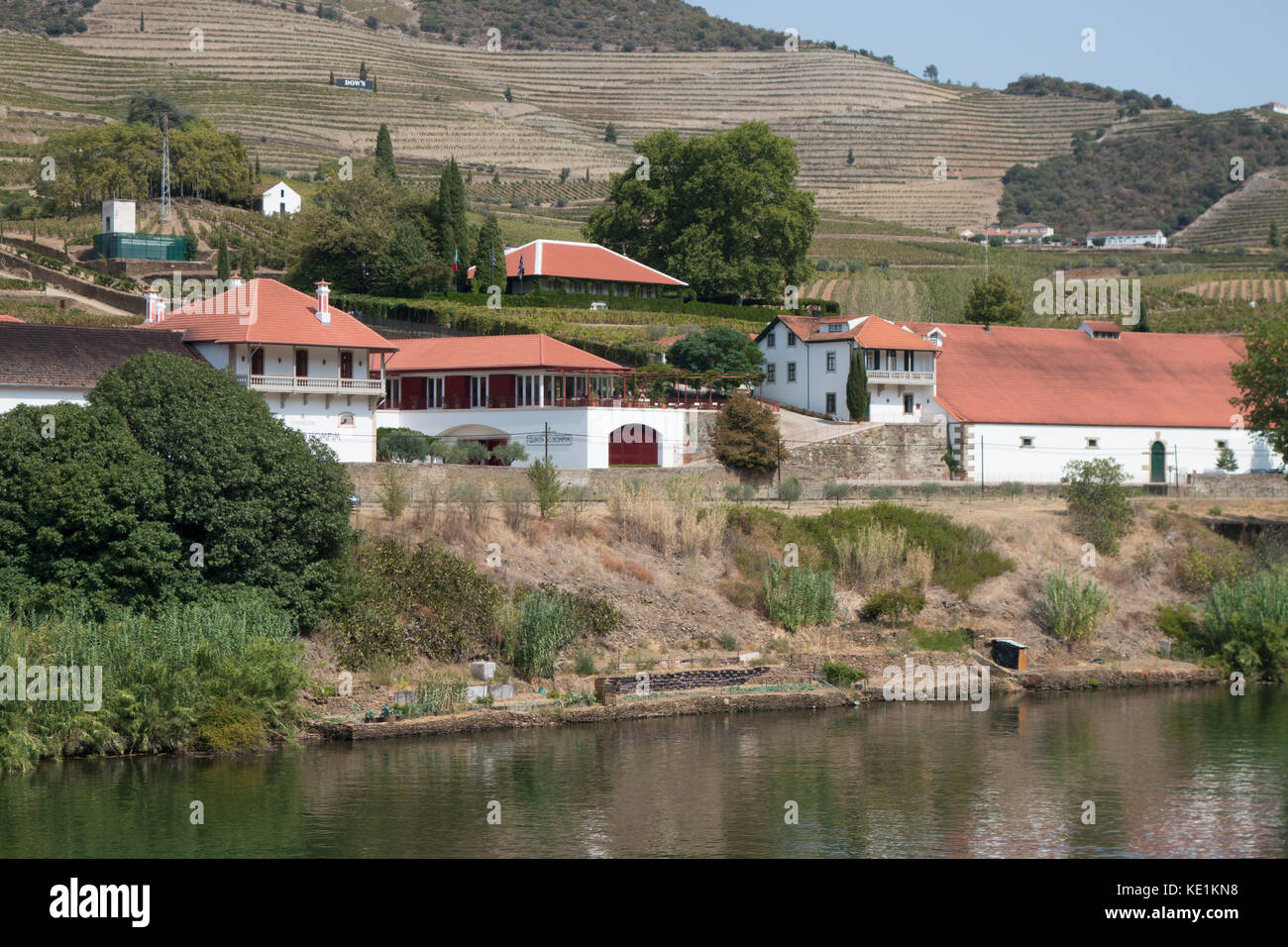 Town pinhao on douro hi-res stock photography and images - Alamy