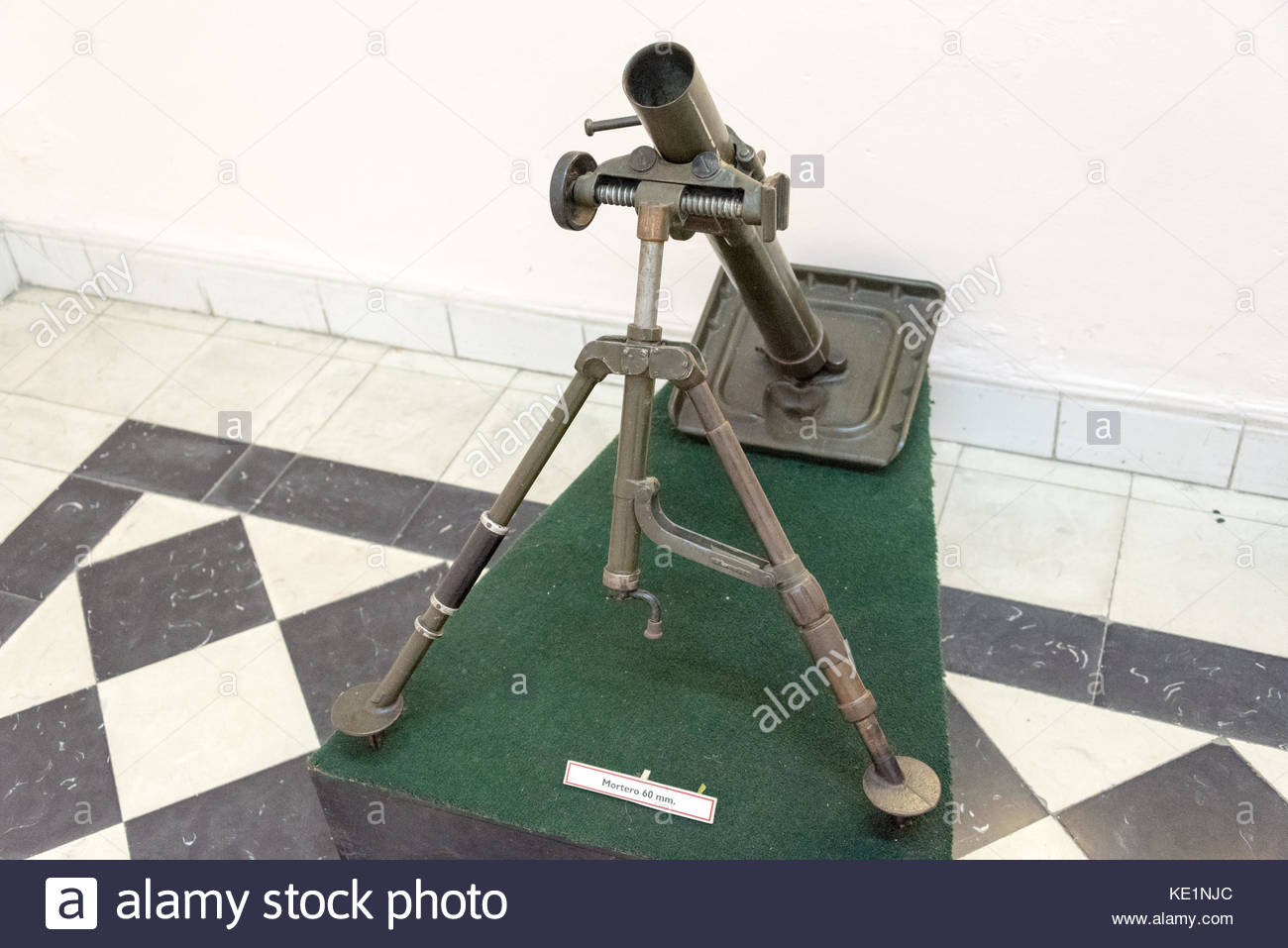 60mm Mortar Stock Photos & 60mm Mortar Stock Images - Alamy