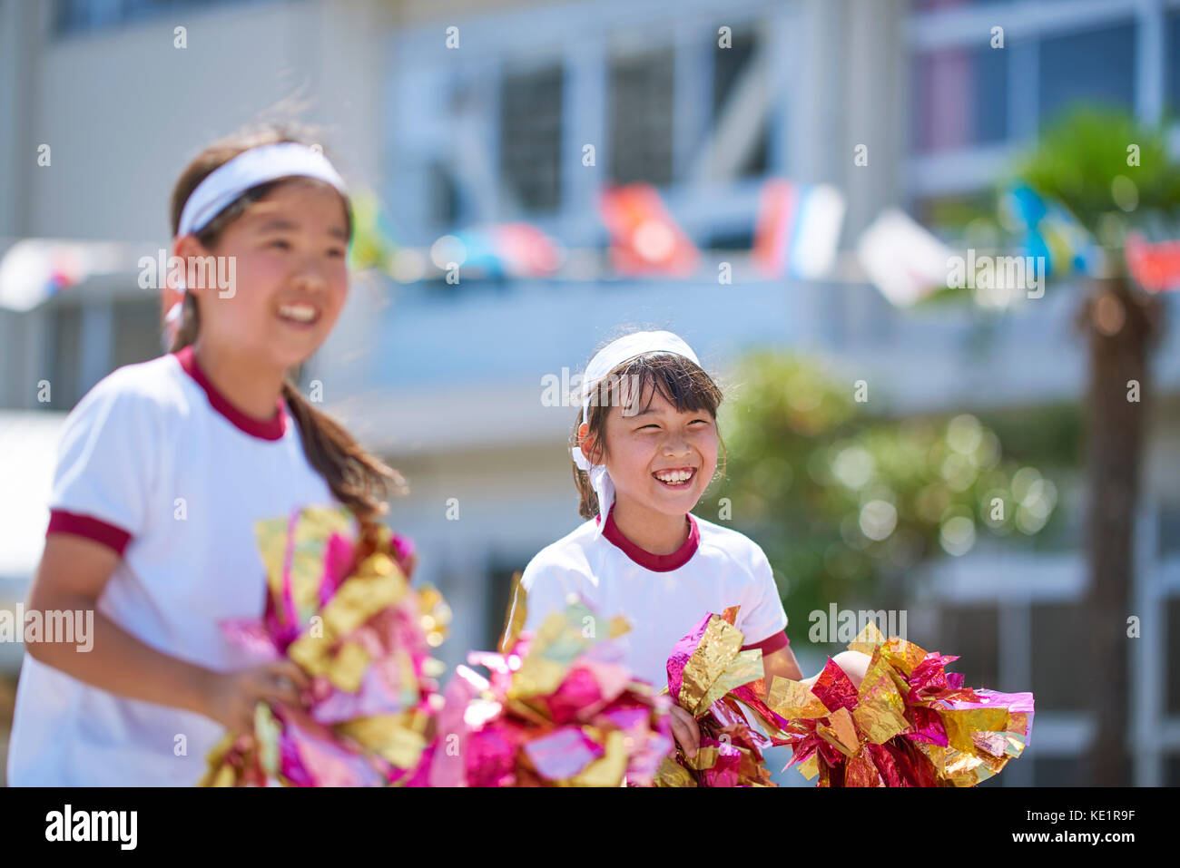 Japanese kids dance hi-res stock photography and images - Alamy