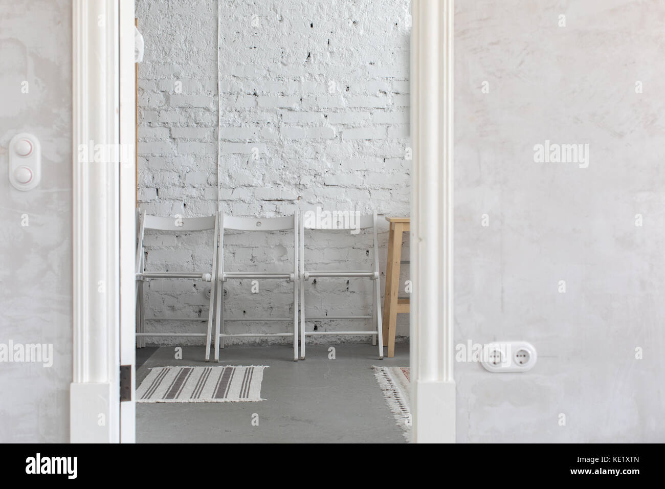 Open waiting hall hi-res stock photography and images - Alamy