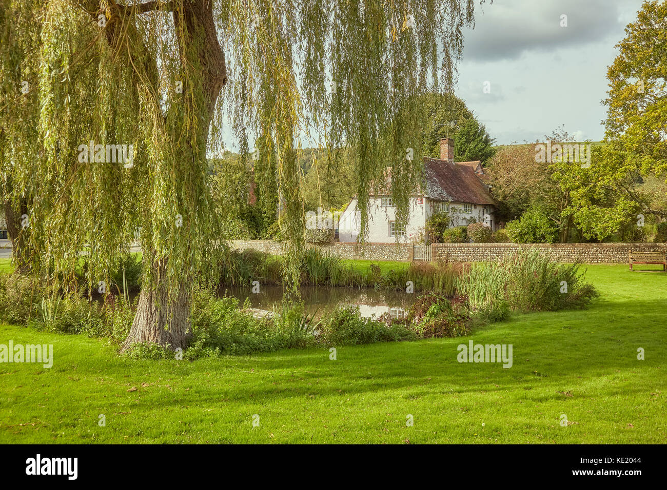 East meon village hi-res stock photography and images - Alamy