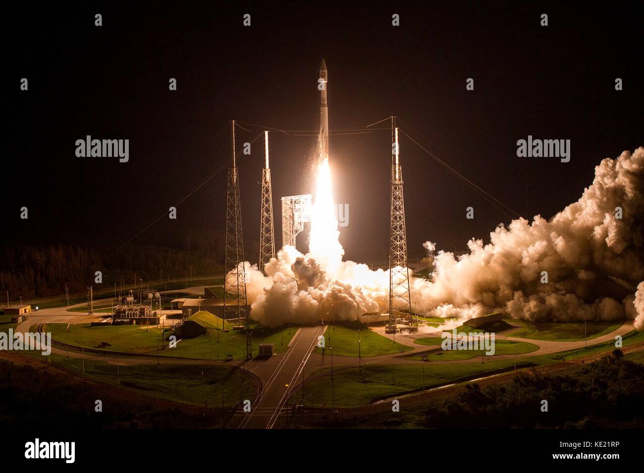 Launch complex 41 hi-res stock photography and images - Alamy