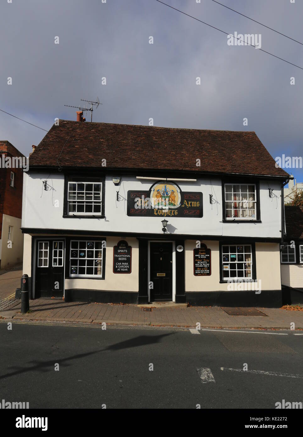 Coopers Arms High Resolution Stock Photography and Images - Alamy