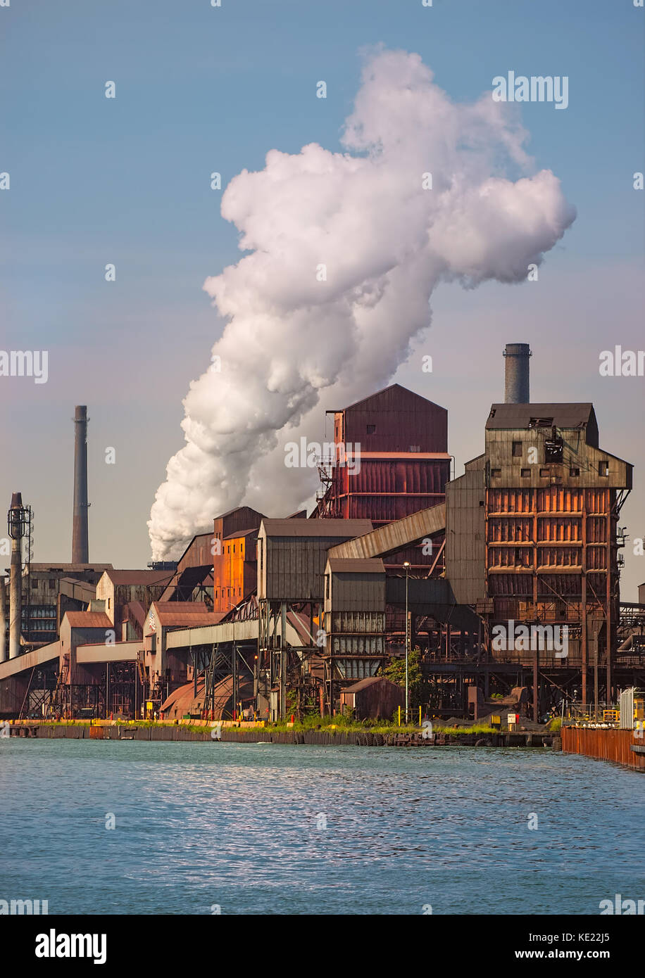 Steelmill hi-res stock photography and images - Alamy