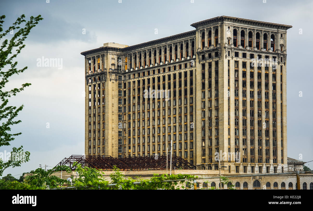 Old Union station closed in Detroit Stock Photo - Alamy