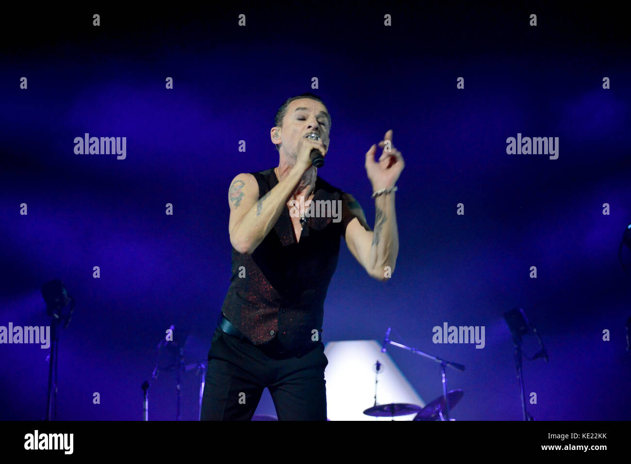 Depeche Mode Global Spirit Tour at American Airlines Arena Featuring ...