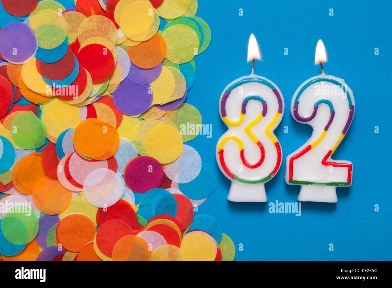 Birthday candle number 32 hi-res stock photography and images - Alamy