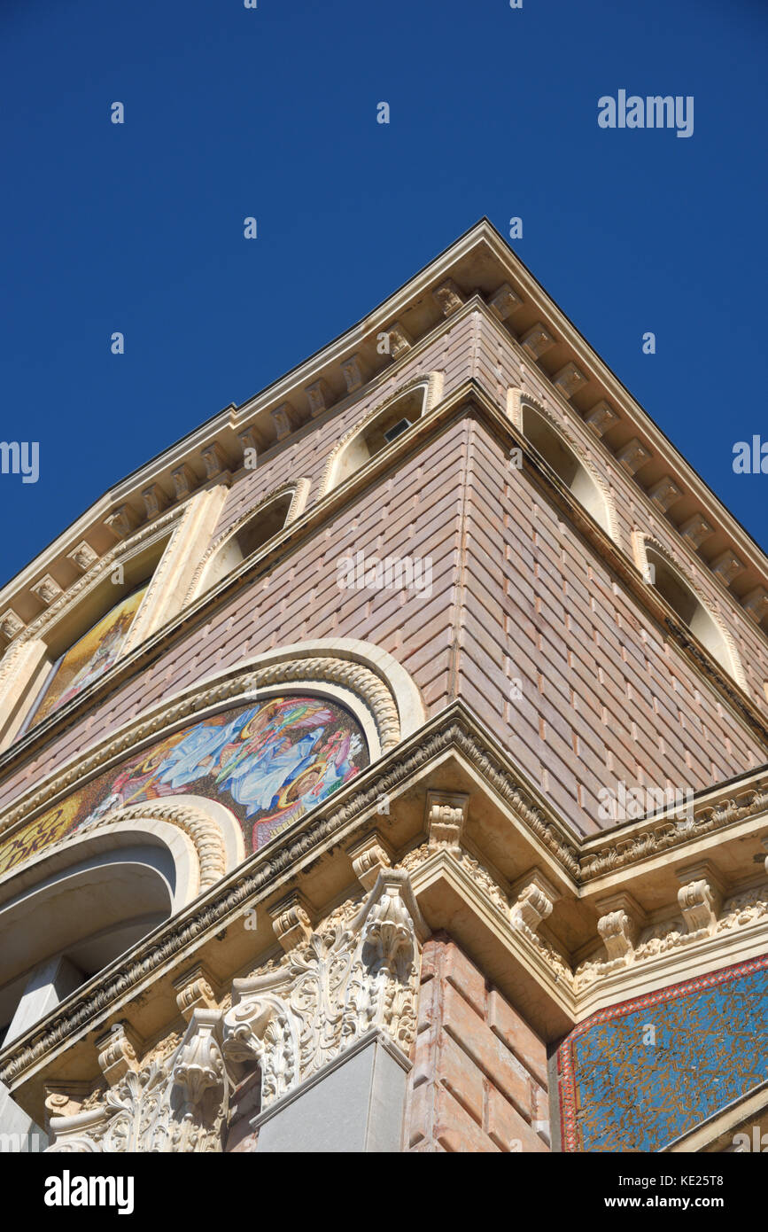 Santuario maria santissima del tindari hi-res stock photography and ...