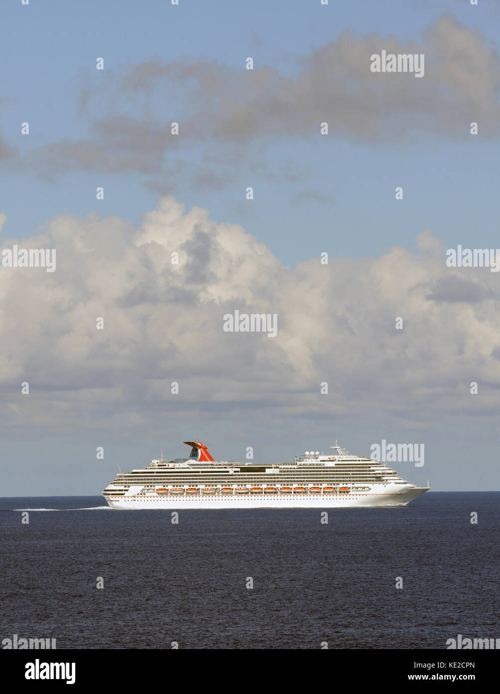 Ocean liner on journey in the Caribbean Stock Photo - Alamy