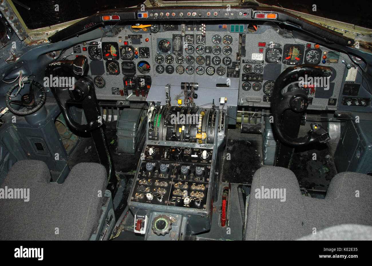 DC-9 jet airplane cockpit Stock Photo - Alamy