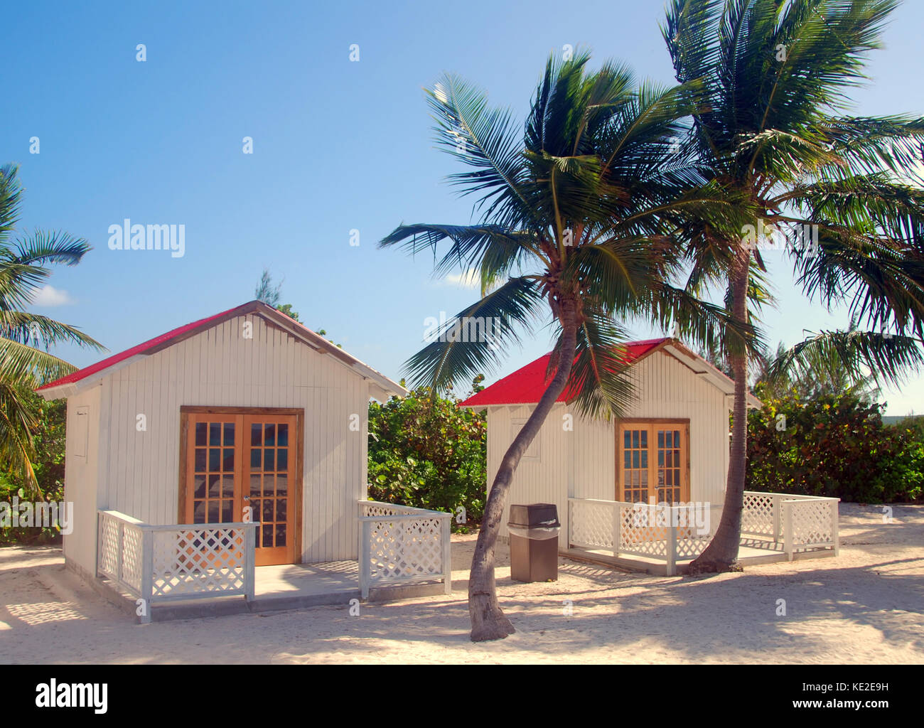 Beach cabins on remote Caribbean beach Stock Photo - Alamy