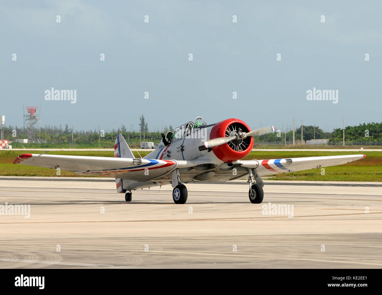 World War II era propeller airplane taxiing Stock Photo - Alamy