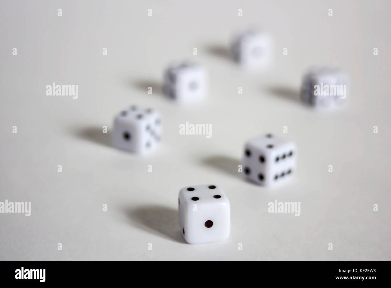 Scattered money table hi-res stock photography and images - Alamy