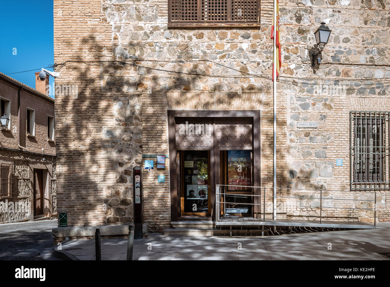 Outdoor view of entrance to Synagogue of Transito in Toledo Stock Photo ...