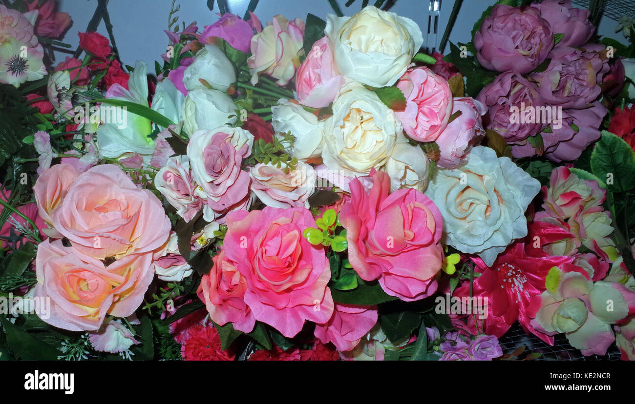 Artificial blooms hi-res stock photography and images - Alamy