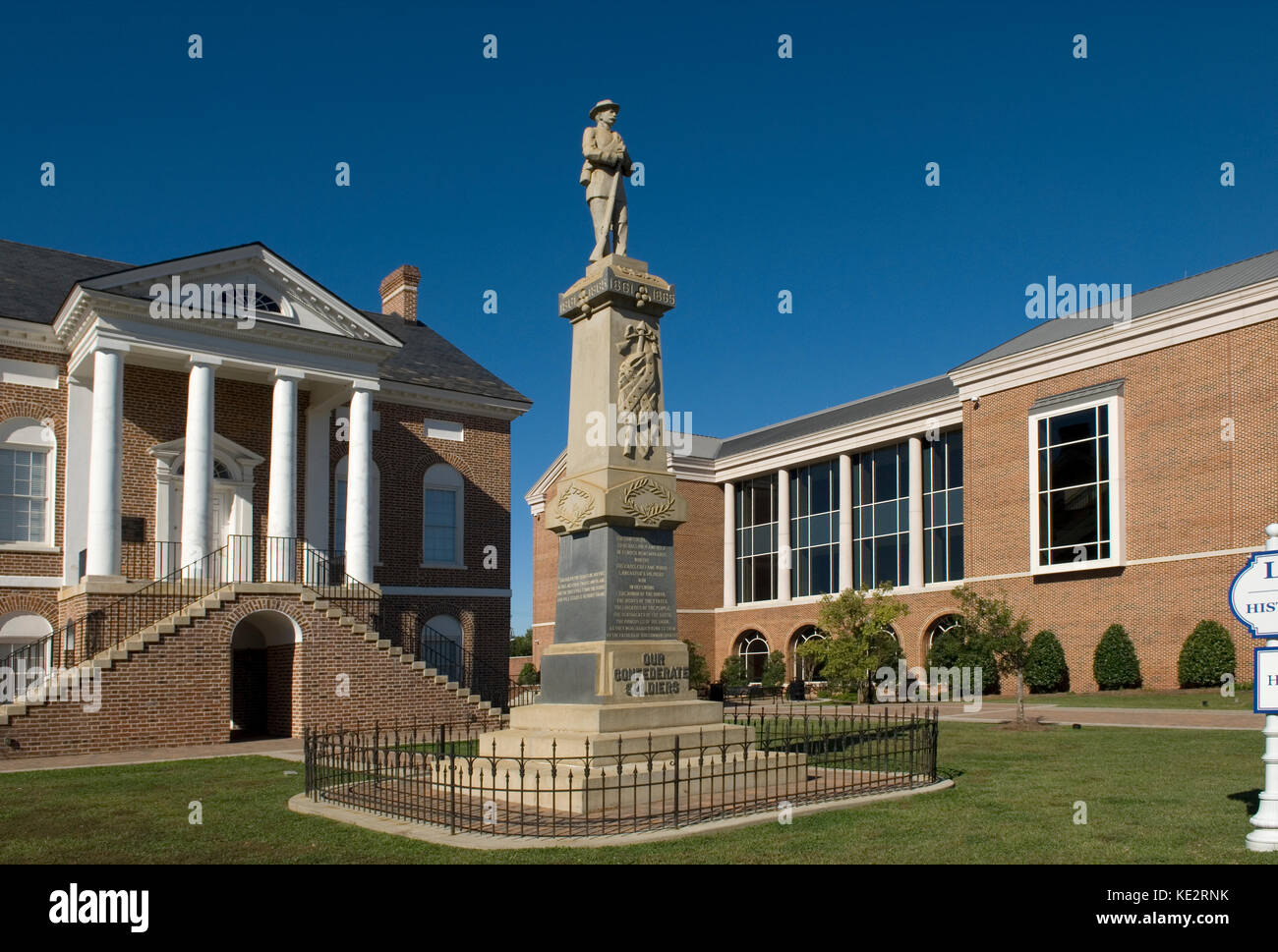 Confederate memorial Lancaster, South Carolina, USA Stock Photo - Alamy