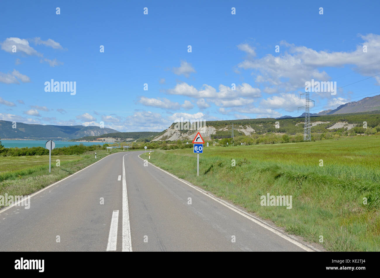 Embalse de yesa yesa reservoir hi-res stock photography and images - Alamy