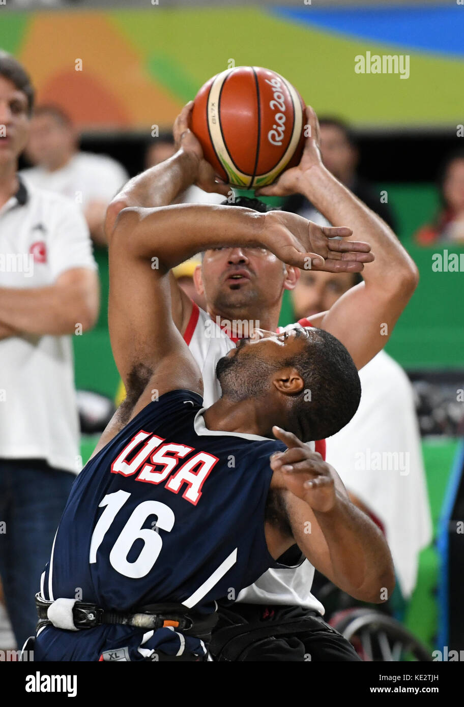 Basketball usa hi-res stock photography and images - Alamy