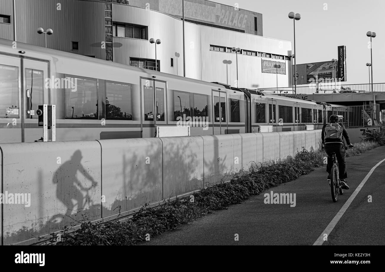 Traffic light poles Black and White Stock Photos & Images - Alamy