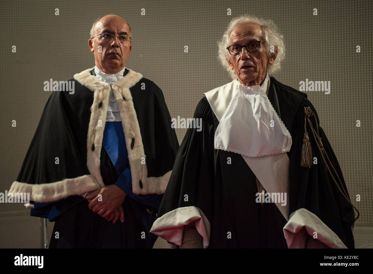 Honris degree hi-res stock photography and images - Alamy