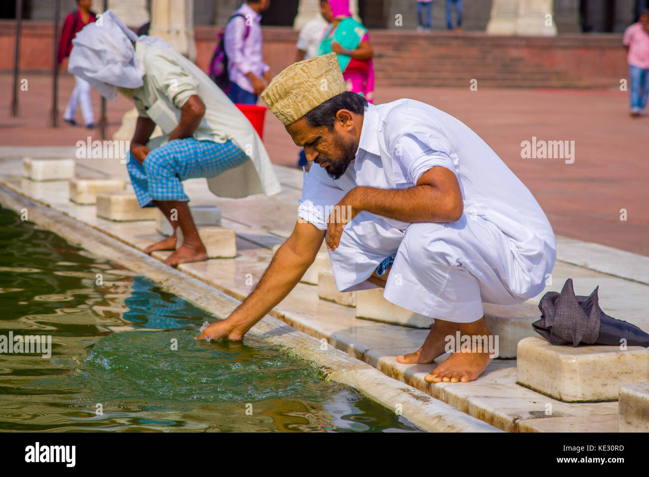 Muslim washing hands hi-res stock photography and images - Alamy