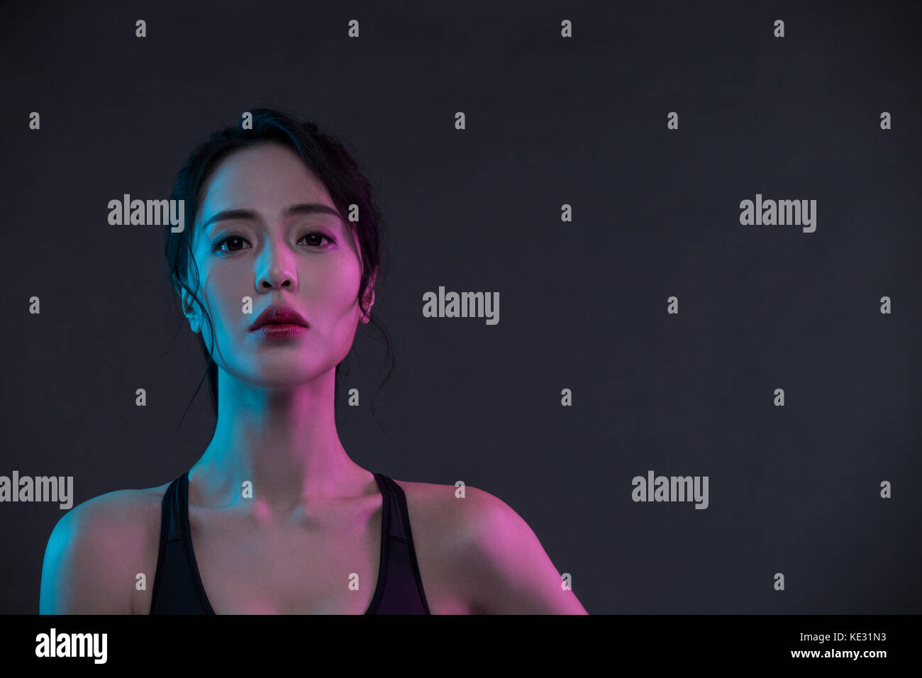 Sports bra studio hi-res stock photography and images - Alamy