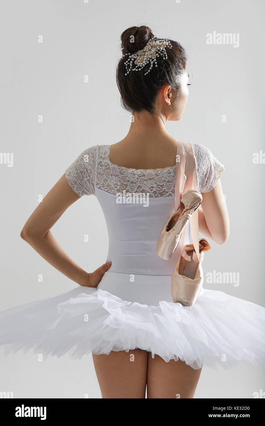 Back of young ballerina Stock Photo - Alamy