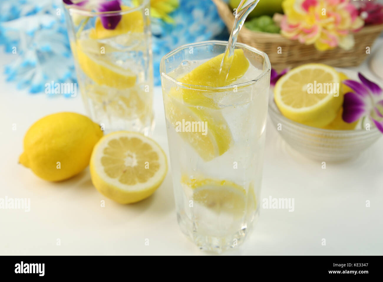 Lemon sour hi-res stock photography and images - Alamy