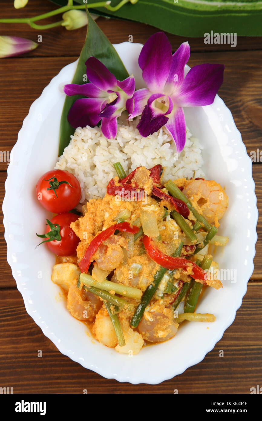 Talay Pad Pong Curry Stock Photo - Alamy