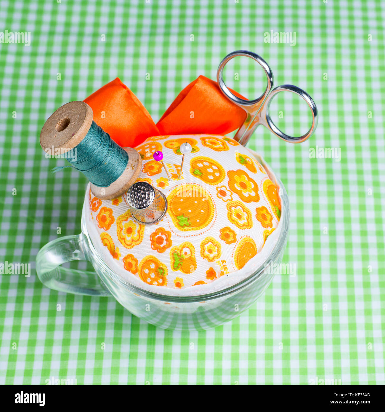 Green pinhead High Resolution Stock Photography and Images - Alamy