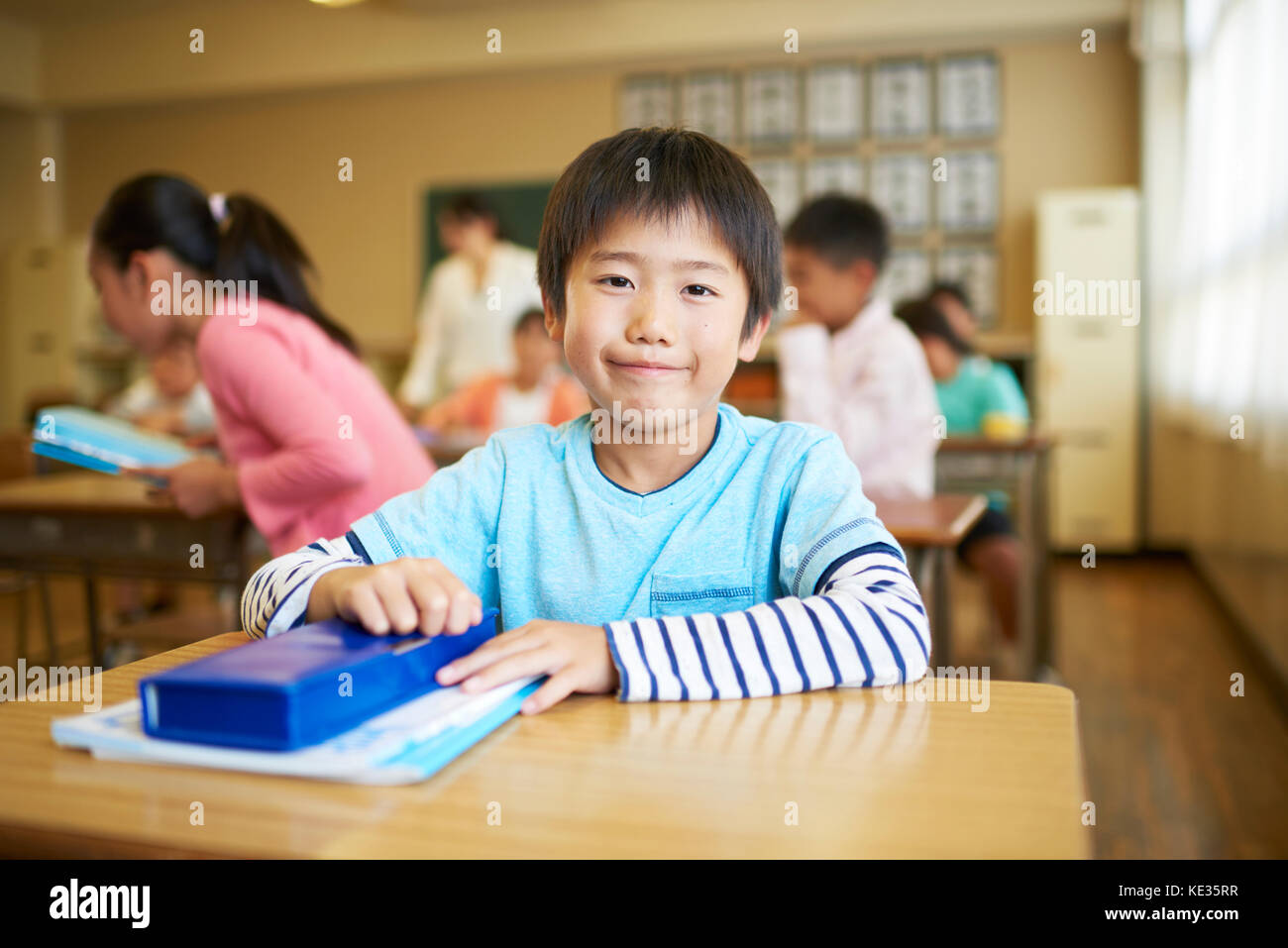 Japanese elementary school kid in the classroom Stock Photo - Alamy