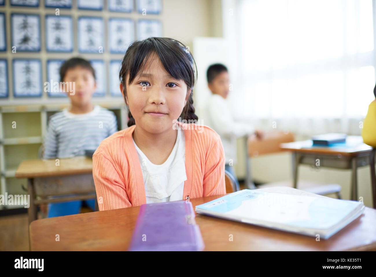 Japanese elementary school kid in the classroom Stock Photo - Alamy