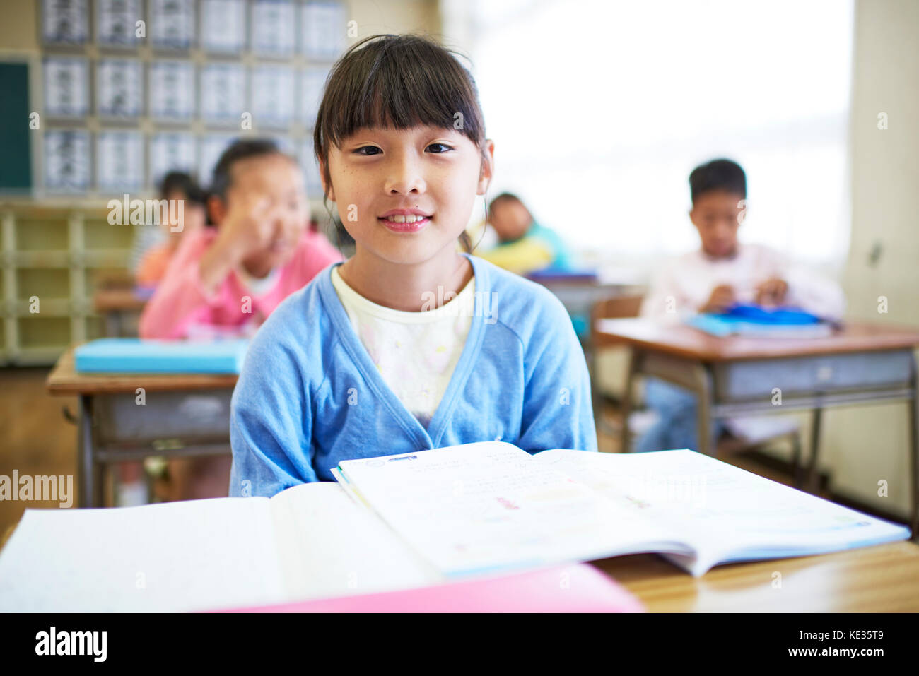 Japanese elementary school kid in the classroom Stock Photo - Alamy