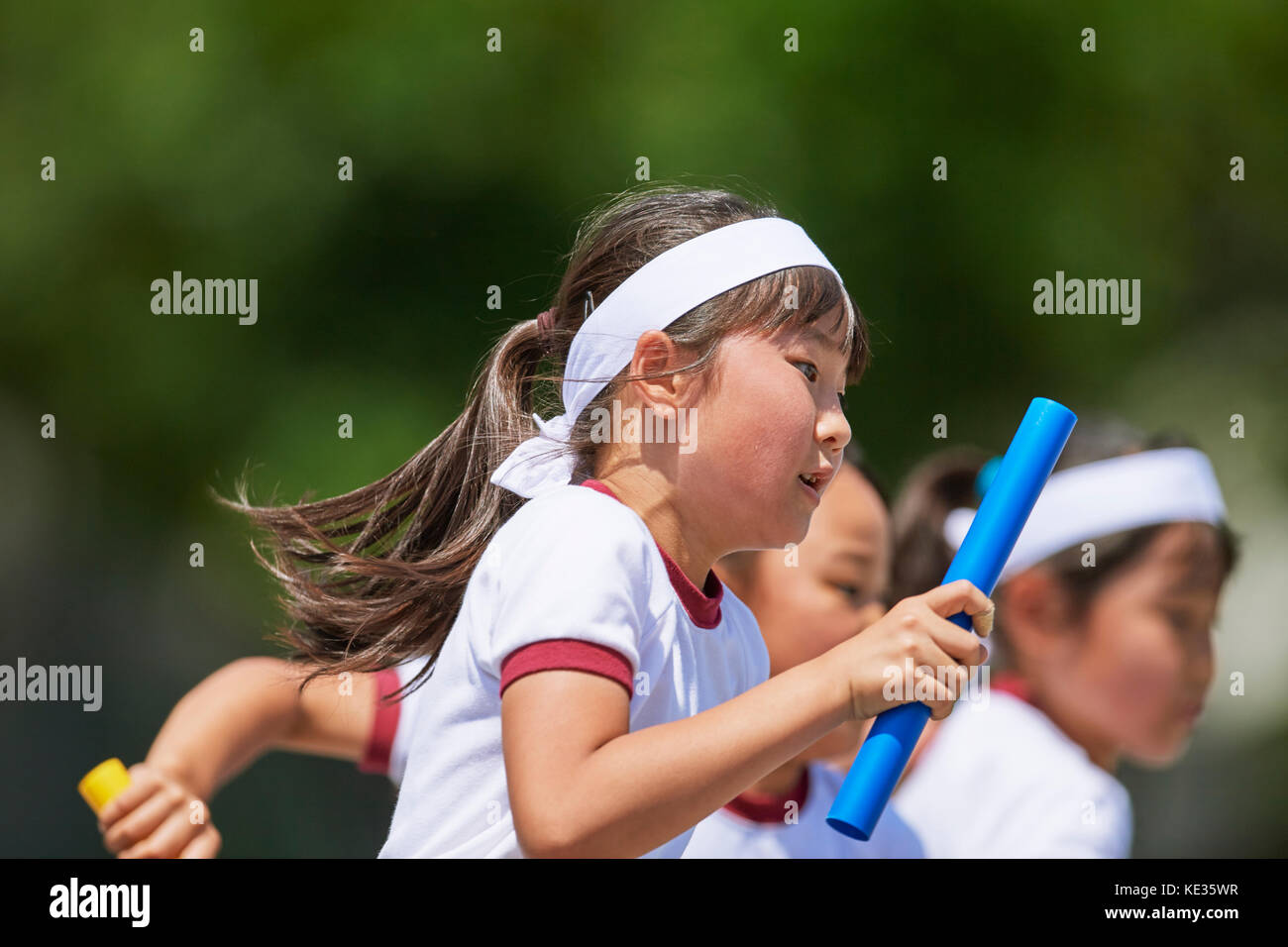 Japanese school children sports day hi-res stock photography and images ...