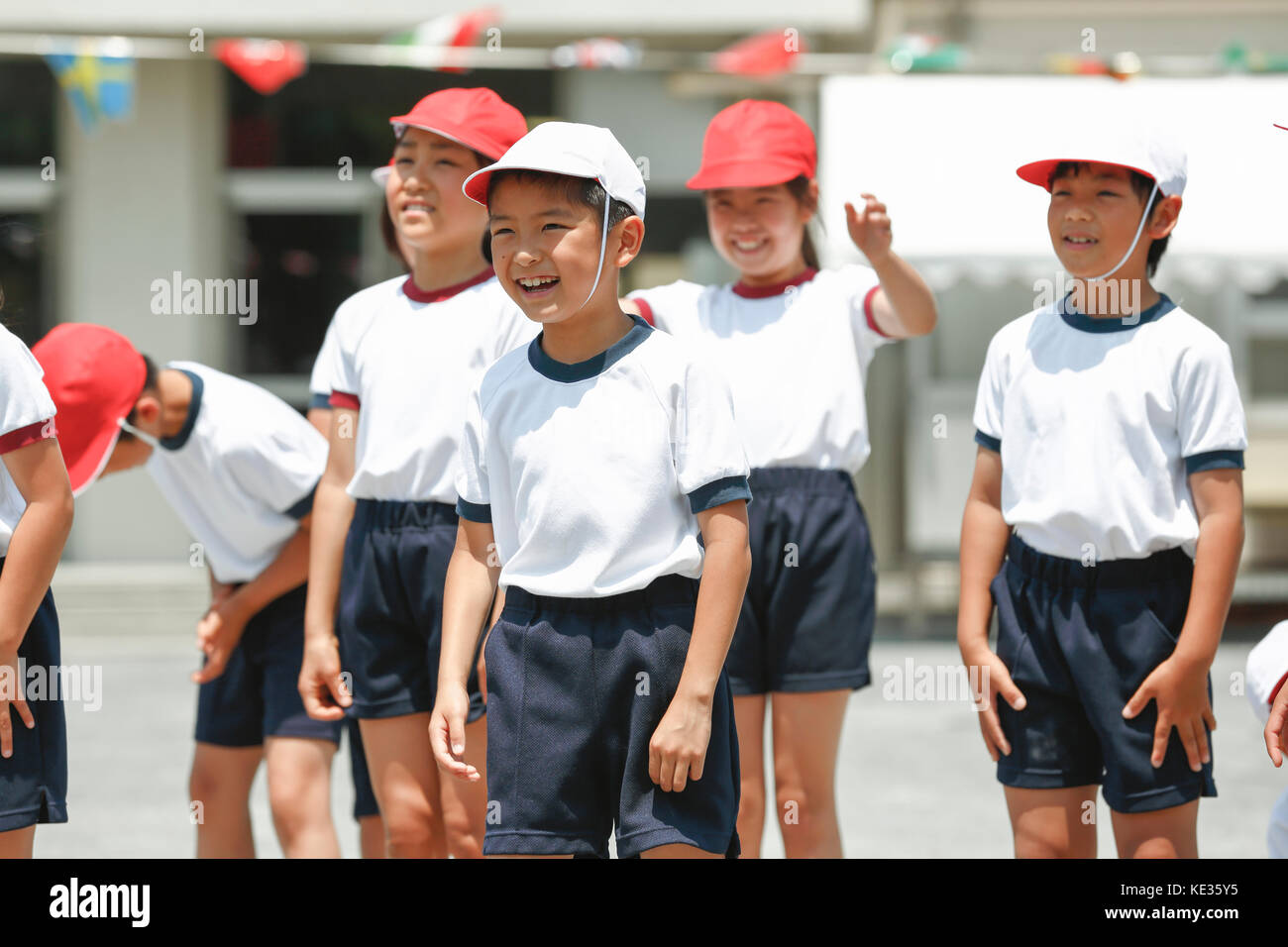 Japanese kids during school sports day Stock Photo - Alamy