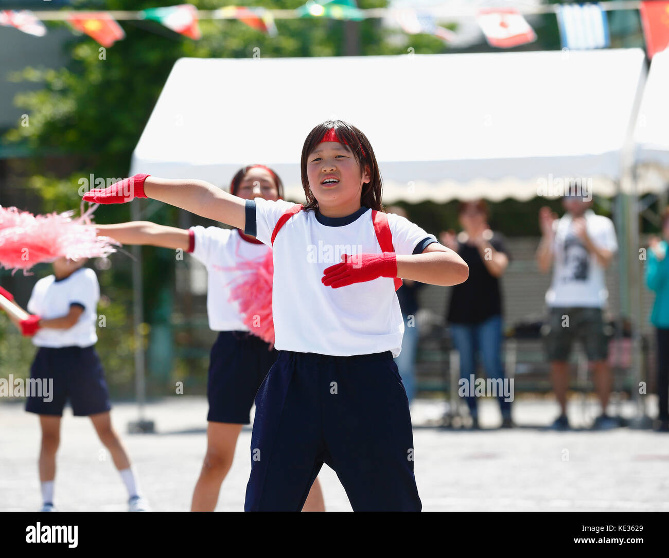 Japanese kids during school sports day Stock Photo - Alamy