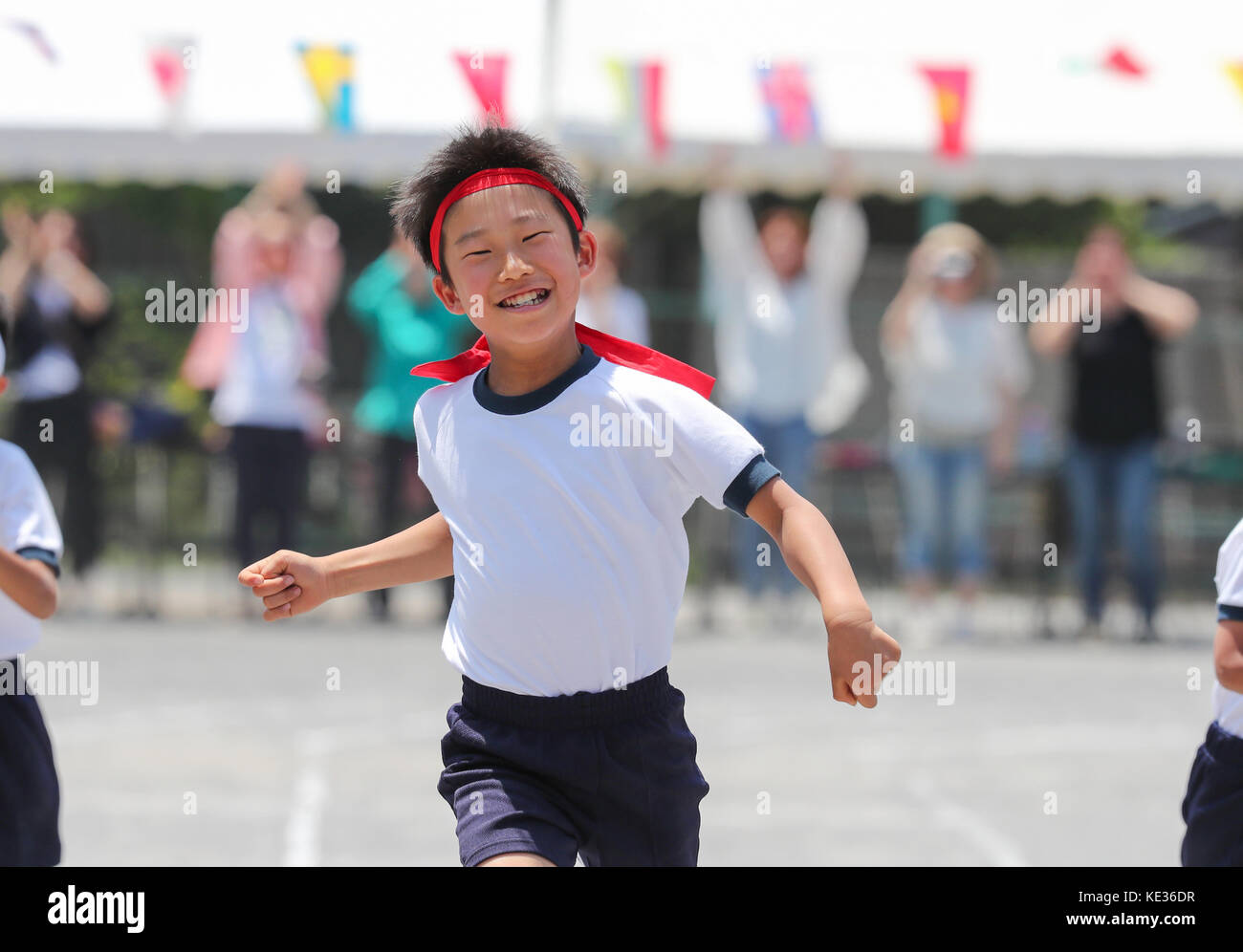 Japanese kids during school sports day Stock Photo - Alamy