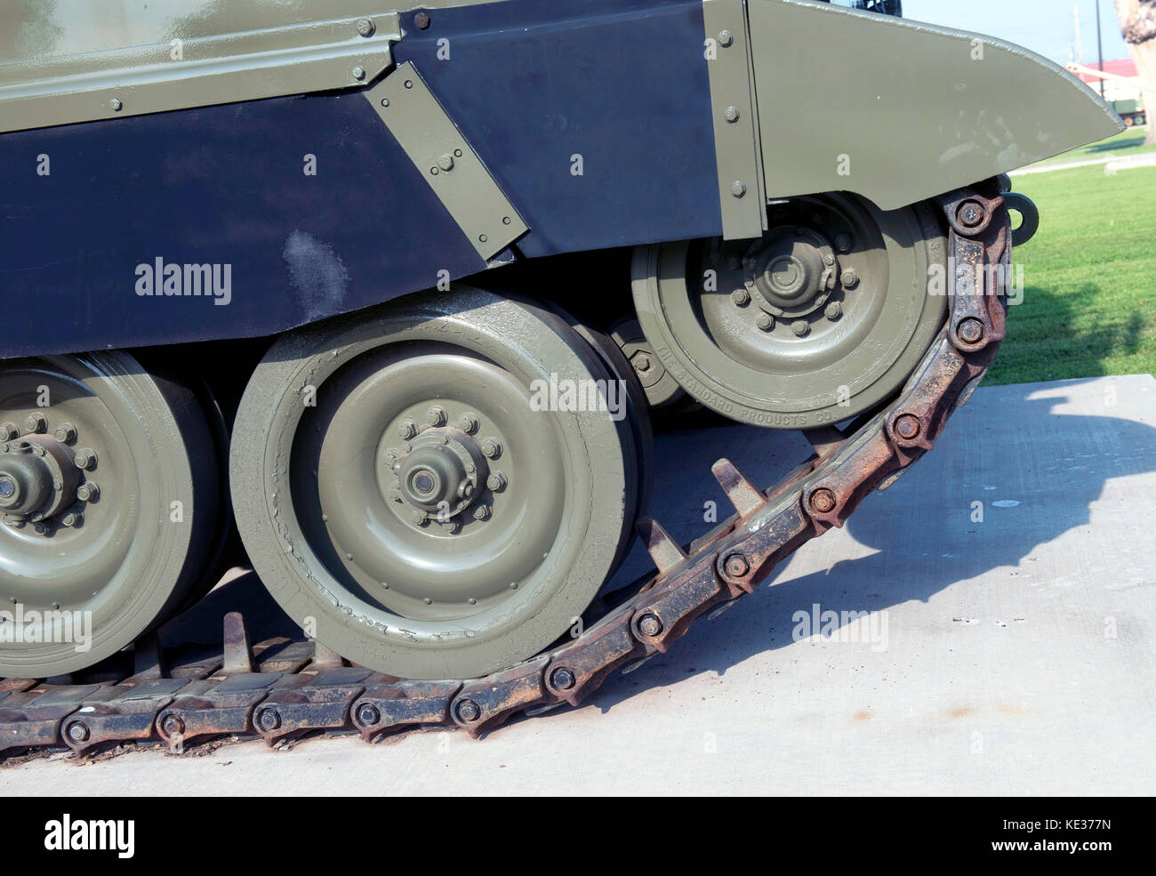Closeup of an old army tank track and wheels Stock Photo - Alamy