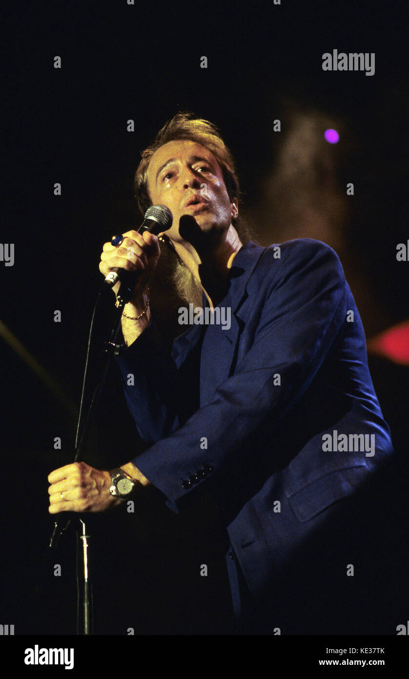 Robin Gibb of The Bee Gees photographed by RTNWatts / MediaPunch in ...