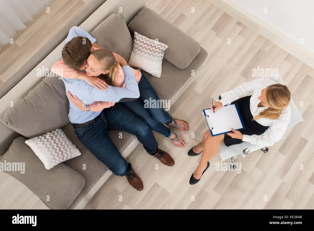 Psychologist sofa hi-res stock photography and images - Alamy