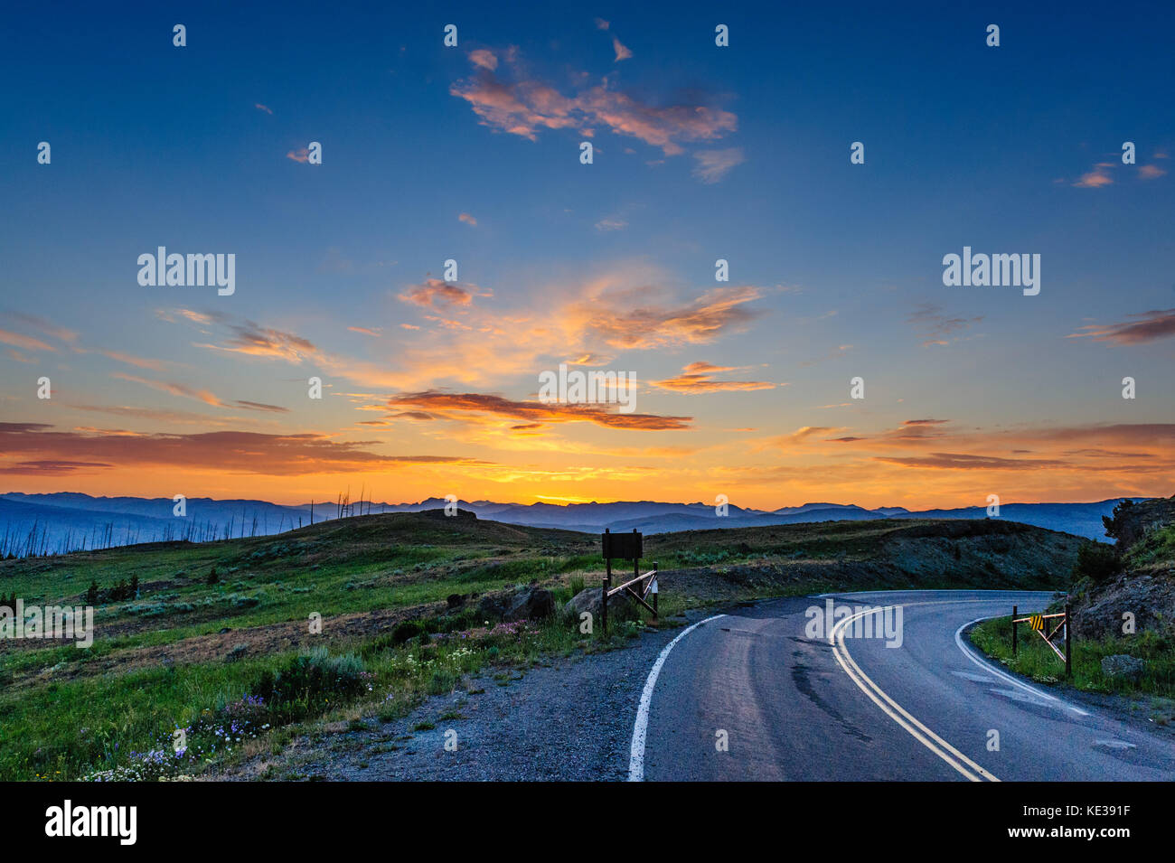 Eary morning Sunrise over Yellowstone Stock Photo - Alamy