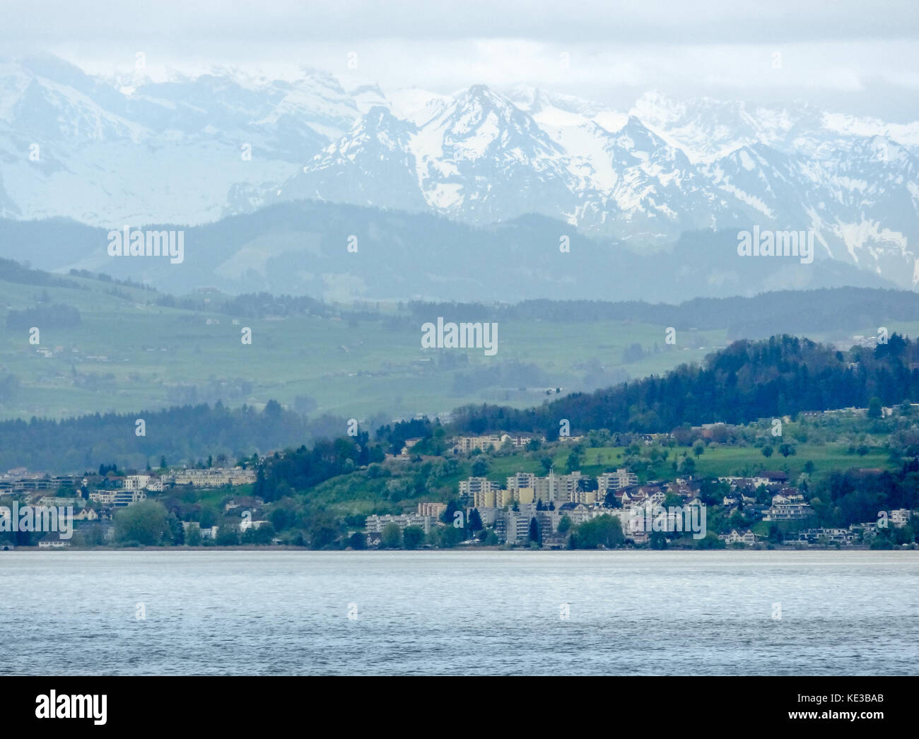 Zurich house mountain hi-res stock photography and images - Alamy
