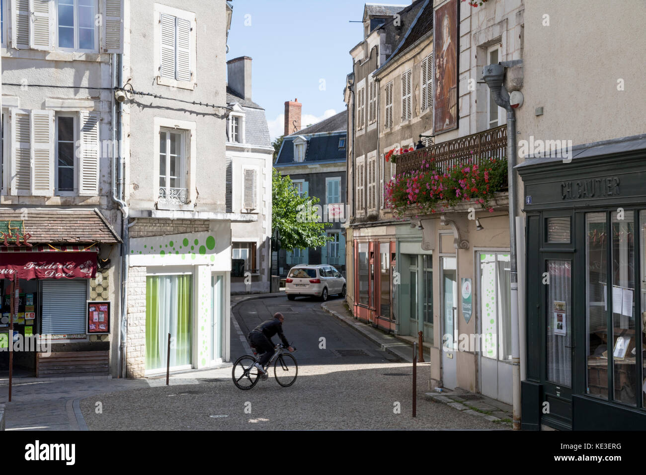 Shopping street in Argenton sur Creuse, central France Stock Photo - Alamy