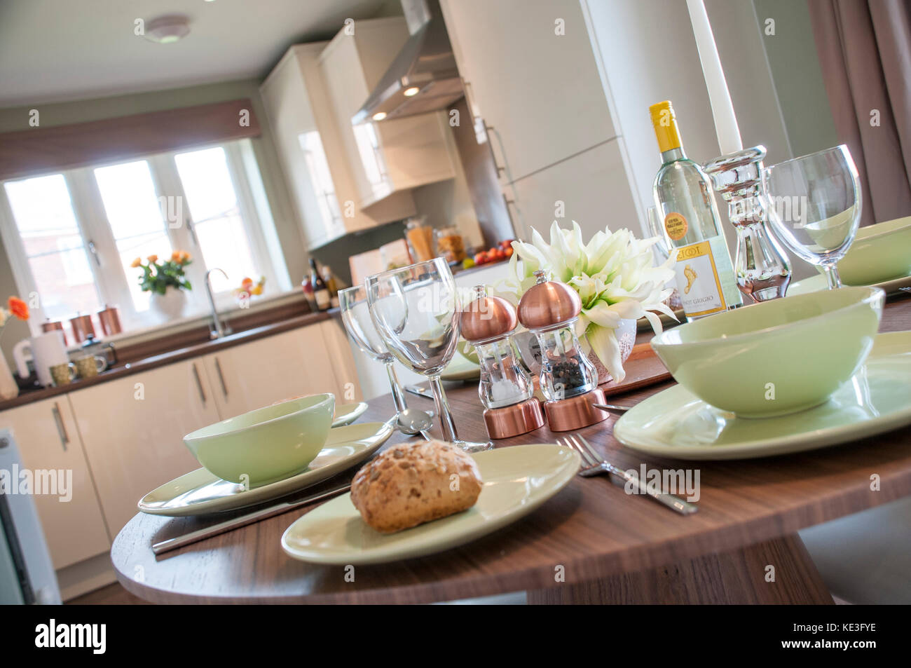 Family dining kitchen set for lunch Stock Photo - Alamy