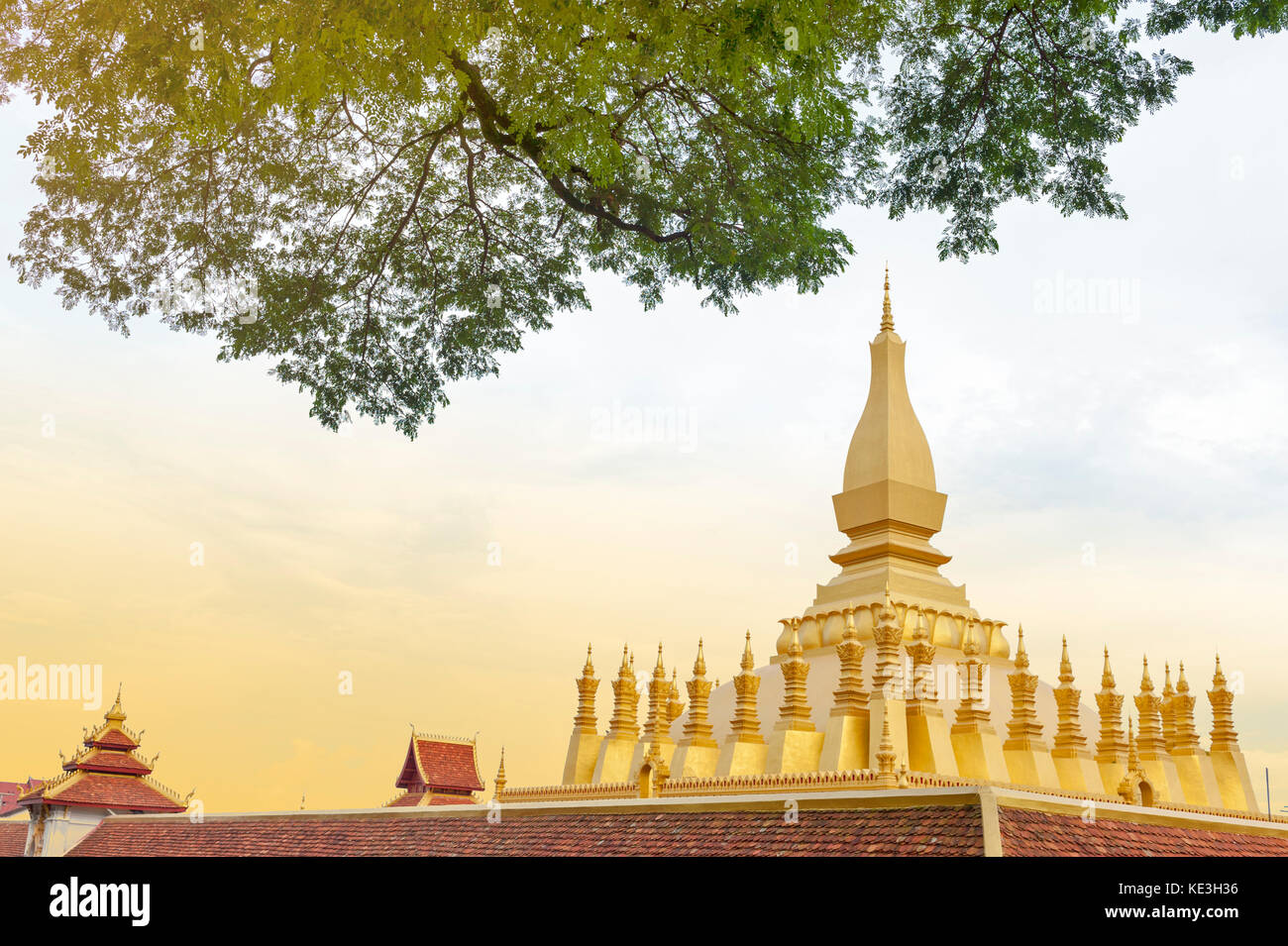 That Luang Stupa, landmark of Vientiane, Lao PDR Stock Photo - Alamy