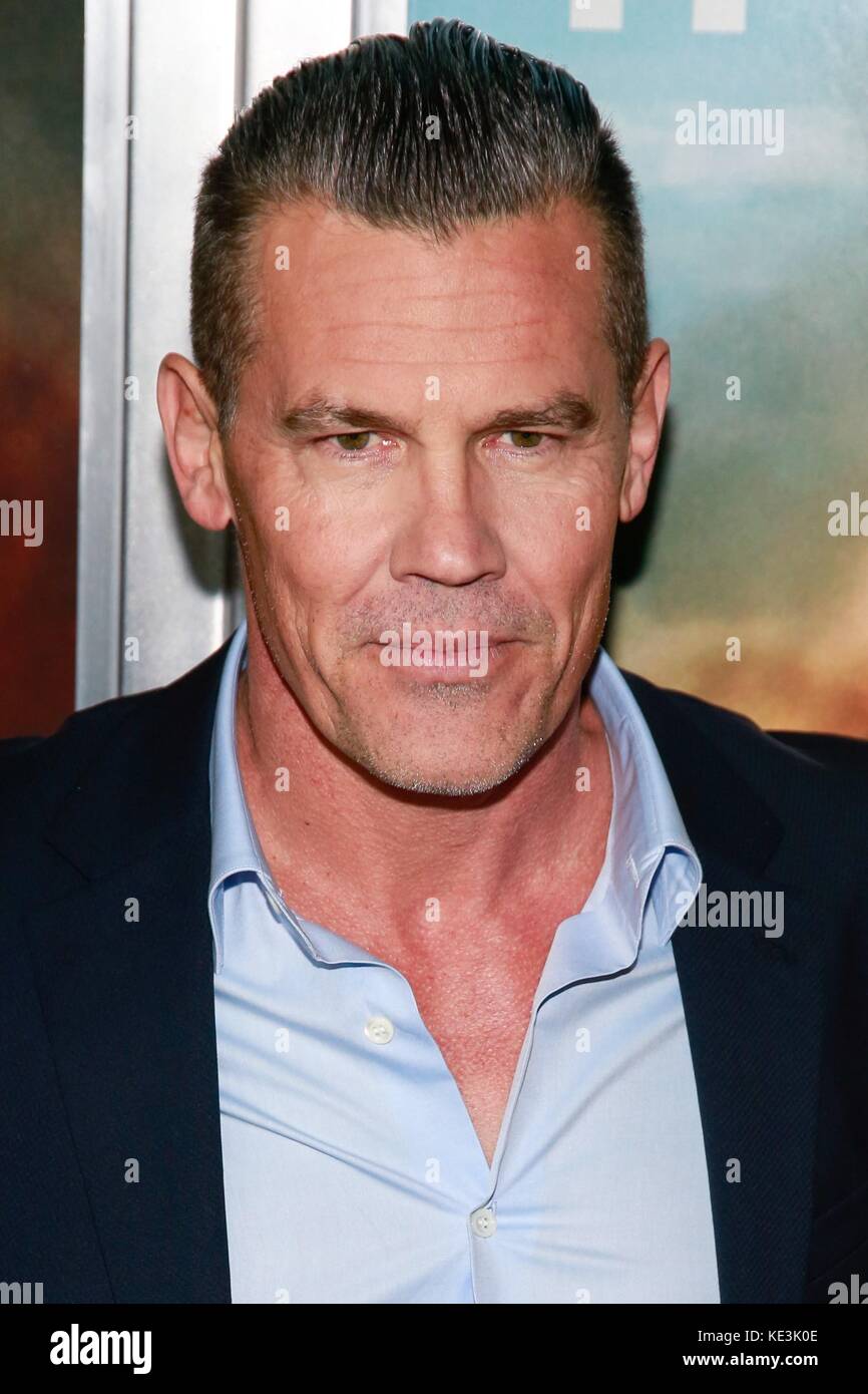 New York, NY, USA. 17th Oct, 2017. Josh Brolin at arrivals for ONLY THE ...