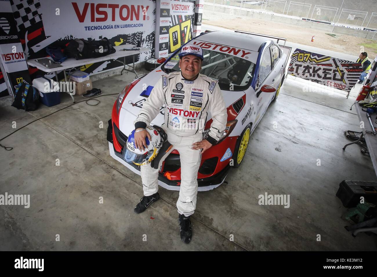 lima 27 de agosto del 2017 retratos takeo matayoshi piloto de autos y ...