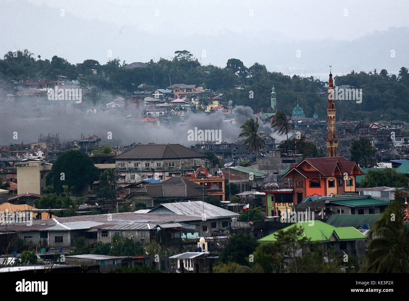 Marawi City, Philippines. 18th Oct, 2017. Devastated houses are seen in ...