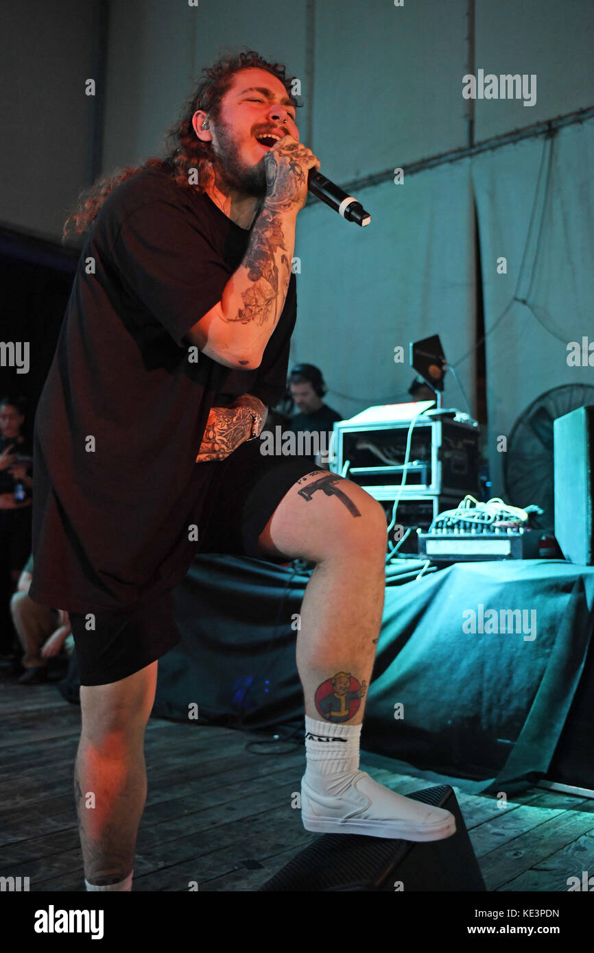 Fort Lauderdale FL, USA. 17th Oct, 2017. Post Malone performs at ...